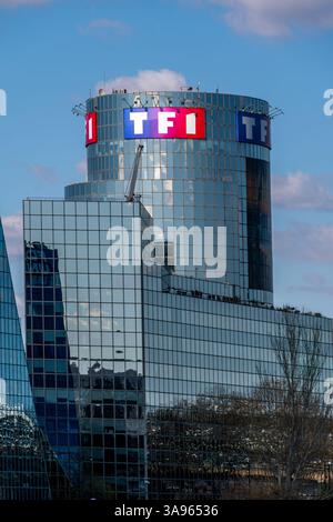 Distant view of the TF1 tower, headquarters of Télévision Française 1 ...