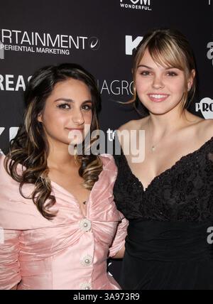 Jazmine Whitley, Aimee Teegarden Box Eight 2009 Fashion week closing ...