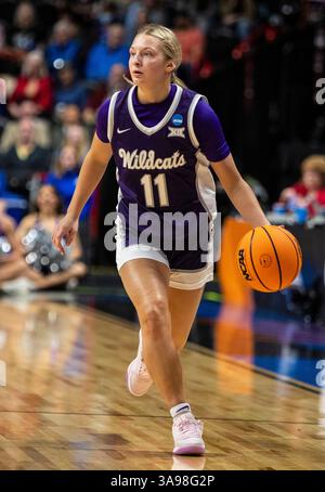 Kansas State guard Taryn Sides (11) during an NCAA college basketball ...