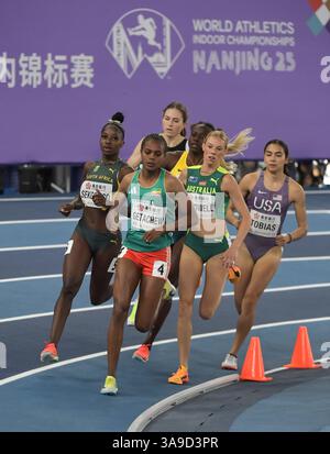 Prudence Sekgodiso of South Africa and Nigist Getachew of Ethiopia ...