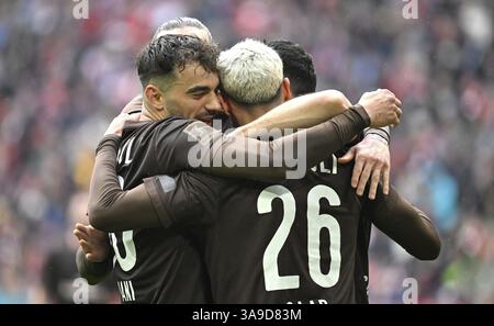 Danel Sinani (St. Pauli) Munich, November 29, 2025, Soccer, Bundesliga ...