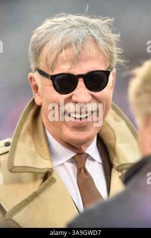 Los Angeles Rams owner Enos Stanley Kroenke walks on the field before ...