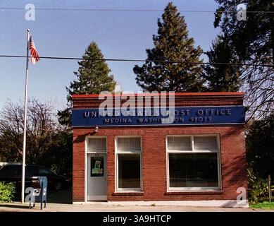 Feb 16, 2000; Medina, Washington, USA; Home of Microsoft's Bill Gates ...