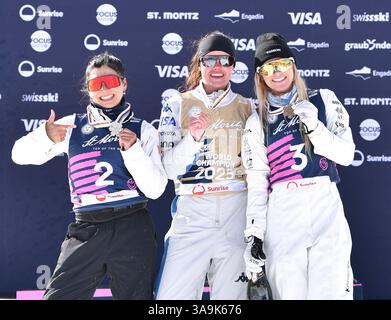 Gold medalist United States' Kaila Kuhn, left, celebrates with teammate ...