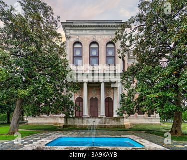 The Beykoz Mecidiye Pavilion in Istanbul, Turkey Stock Photo - Alamy