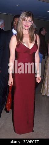 Apr 17, 1998 - Los Angeles, CA, USA - KATE CAPSHAW at the Artist's ...