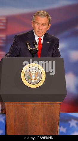 Oct 28, 2005; Norfolk, VA, USA; President GEORGE W. BUSH talks to the ...