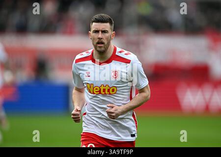 Regensburg, Deutschland. 30th Mar, 2025. Fussball; Spieltag 27; 2. Bundesliga; Saison 2024/2025 ...