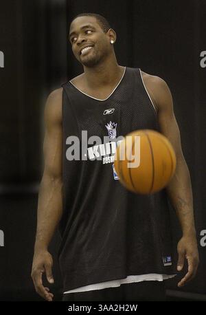 Sacramento Kings forward Chris Webber is all smiles after the Kings ...