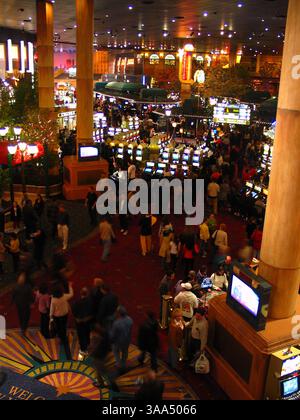 Dec 9, 2002; Las Vegas, NV, USA; Singer AVRIL LAVIGNE @ the 2002 ...