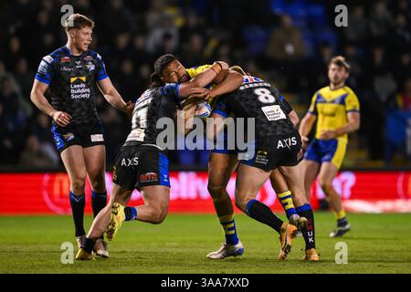 Mikolaj Oledzki #8 of Leeds Rhinos during pre match warm up Stock Photo ...