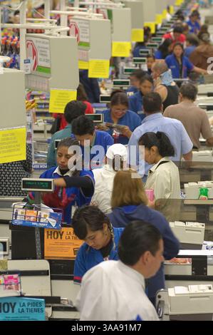 Nov 07, 2006; Mexico City, DF, MEXICO; Mexico's largest retail outlet ...