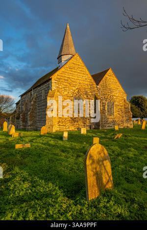 The church yard of St Marys church Lower Higham Kent Stock Photo - Alamy