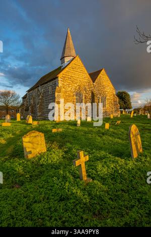 The church yard of St Marys church Lower Higham Kent Stock Photo - Alamy