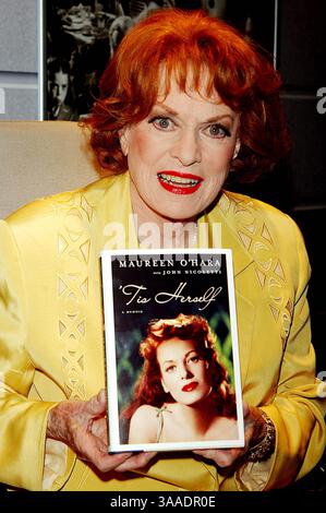 Maureen O Hara Was An Iconic Actress In 1945 Known For Her Roles In