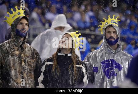 Toronto Blue Jays fans wait for the start of Game 3 of baseball's ...