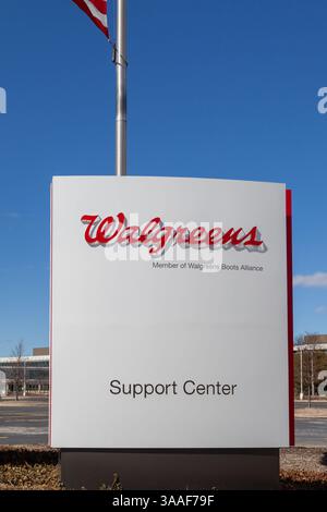 The headquarters of Walgreens in Deerfield, Illinois Stock Photo - Alamy
