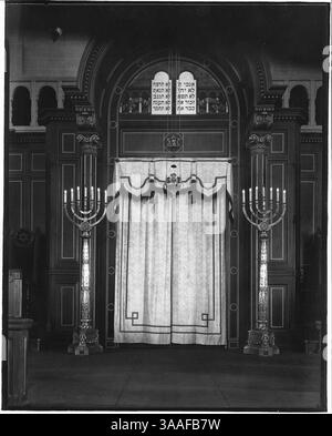 Interior, Shaar Hashomayim Synagogue, Montreal, QC, 1927 (3 Stock Photo ...