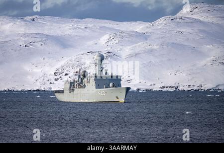The Danish Thetis-class patrol vessel HDMS Vædderen ( F359 ) in the ...
