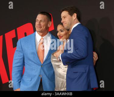 BLOCKERS, l-r: Ike Barinholtz, John Cena, Leslie Mann, 2018. ph ...