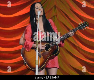 April 6, 2018: Female country singer Kacey Musgraves performs at the ...