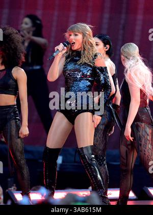 Taylor Swift perfroming at the Etihad Stadium in Manchester on 8th June ...