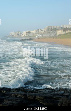Beautiful beaches of vacation town Ballito, iconic African vacation ...