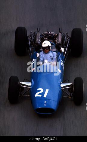 Guy Ligier (FRA) Cooper T81, non classified on his Grand Prix debut ...