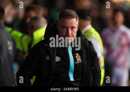 Manager Neil Harris (Manager Cambridge United) makes notes during the ...