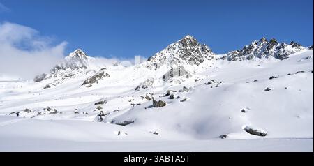Picturesque mountainous landscape, summits covered with snow Stock ...