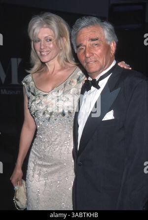 Peter Falk & Shera Danese Television: Columbo (TV-Serie) Characters ...