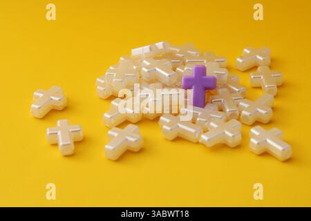 Group of pearly white crosses Stock Photo - Alamy