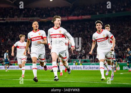Stuttgart's Jamie Leweling, right, celebrates with Stuttgart's Ramon ...