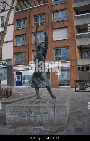 PARIS SCULPTURE - ÉDITH PIAF SCULPTURE BY LISBETH DELISLE - PLACE ÉDITH ...