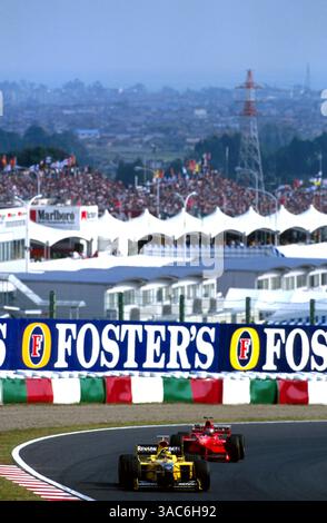 Damon Hill (GBR) Jordan leads his teamate Ralf Schumacher (GER) Jordan ...