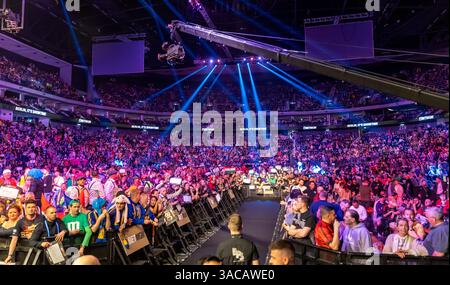 Berlin, Germany. 03rd Apr, 2025. Darts: Premier League, Matchday in ...