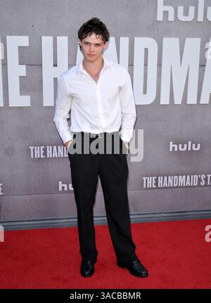 Los Angeles, USA. 02nd Apr, 2025. Jade Pettyjohn arrives at the Hulu's ...
