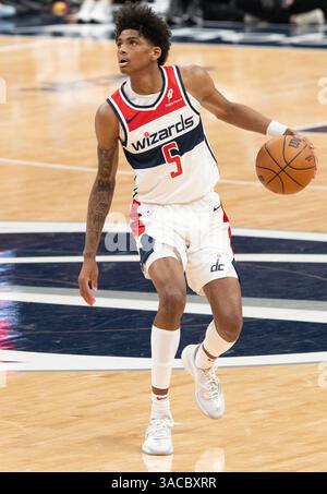 Washington Wizards guard AJ Johnson (5) handles the ball during the ...