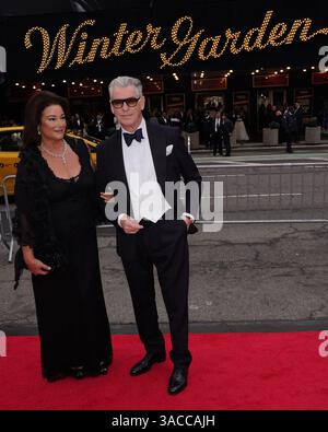 NEW YORK, NEW YORK - APRIL 03: (L-R) Keely Shaye Smith and Pierce ...
