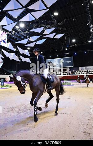 Lou Puch of Switzerland with Leave the Light on during the Prize of ...