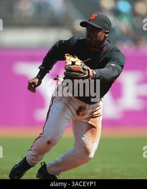 San Francisco Giants' Ray Durham, right, is welcomed home by Pedro ...