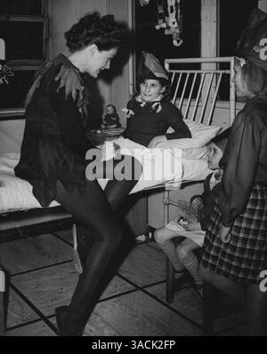"Peter Pan" Visits sick children Picture Shows: "Queen upon a time ...