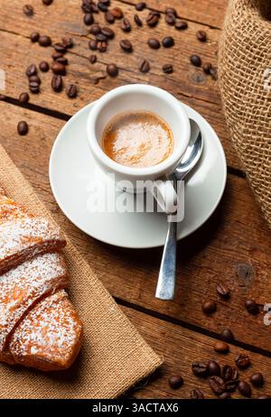 Coffee scattered on a wooden table. Background of roasted coffee beans ...