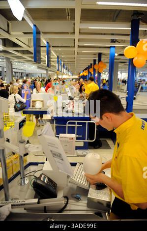Jul 27, 2009 - Ballymun, Dublin, Ireland - Official opening of new IKEA ...