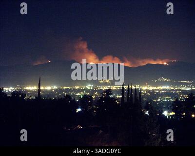 Oct 26, 2003; Encino, California, USA; A view from Encino, Sunday ...