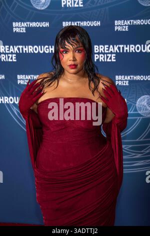 Lizzo arrives at the 11th Breakthrough Prize Ceremony held at the Santa ...