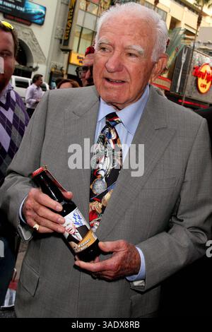 I14524CHW .Judge Joseph A. Wapner Celebrates 90th Birthday With Star On ...