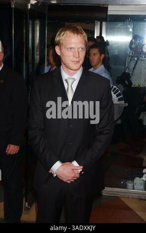 Paul Bettany at the premiere of 'Master and Commander' at the Odeon ...