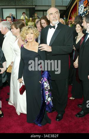 Sean Connery arriving at the 76th Academy Awards - Oscars 2004 - at the ...