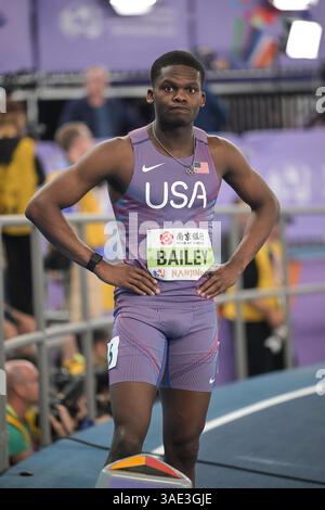 Christopher Bailey of the USA competing in the 400m semi final at the ...